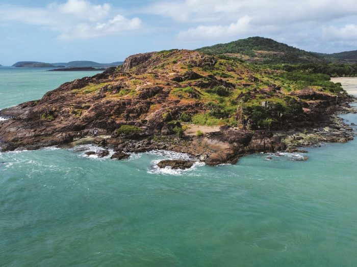 What should I bring on my Australian Air Safari?